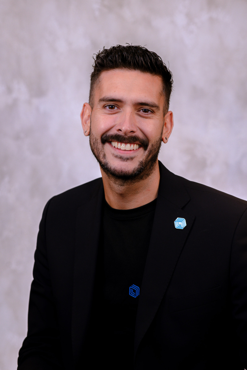 How to Build a Connected Frontline Workforce in 2026 - Webinar with ...